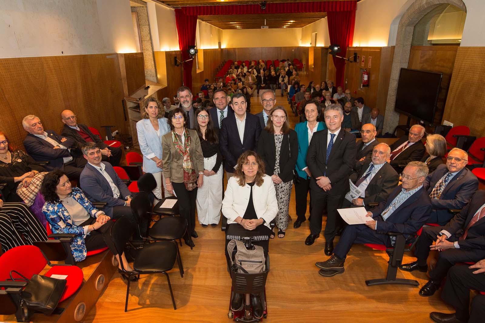 A RAGC entrega os seus premios anuais - Código Cero - Diario ...